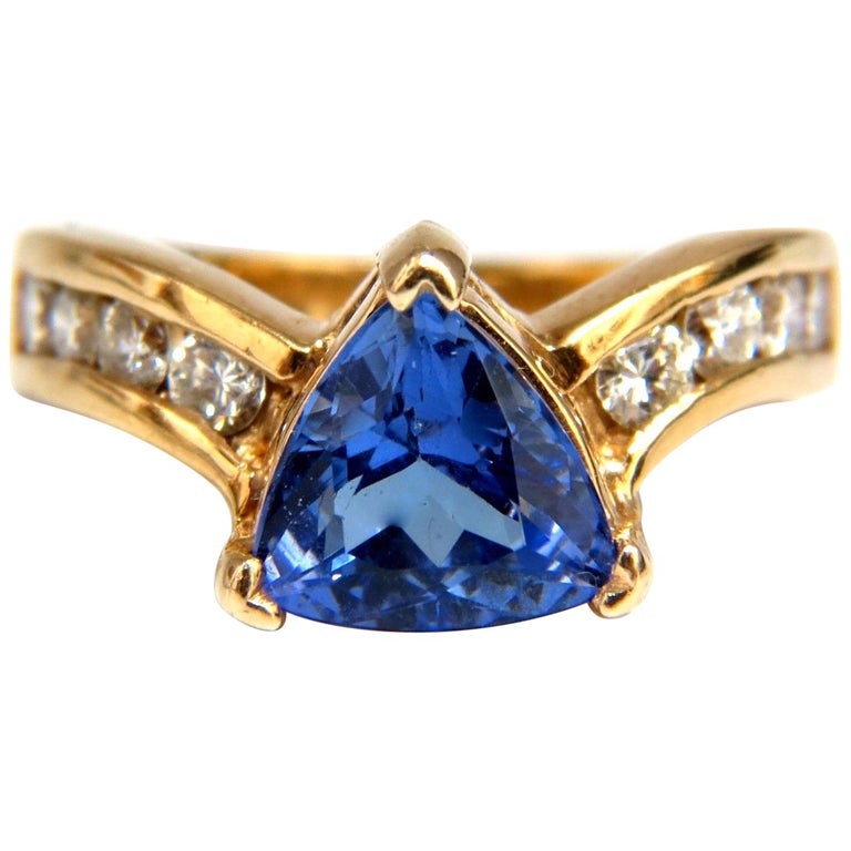 1.50 Carat Natural Trilliant Tanzanite Diamonds Ring 14 Karat at 1stDibs