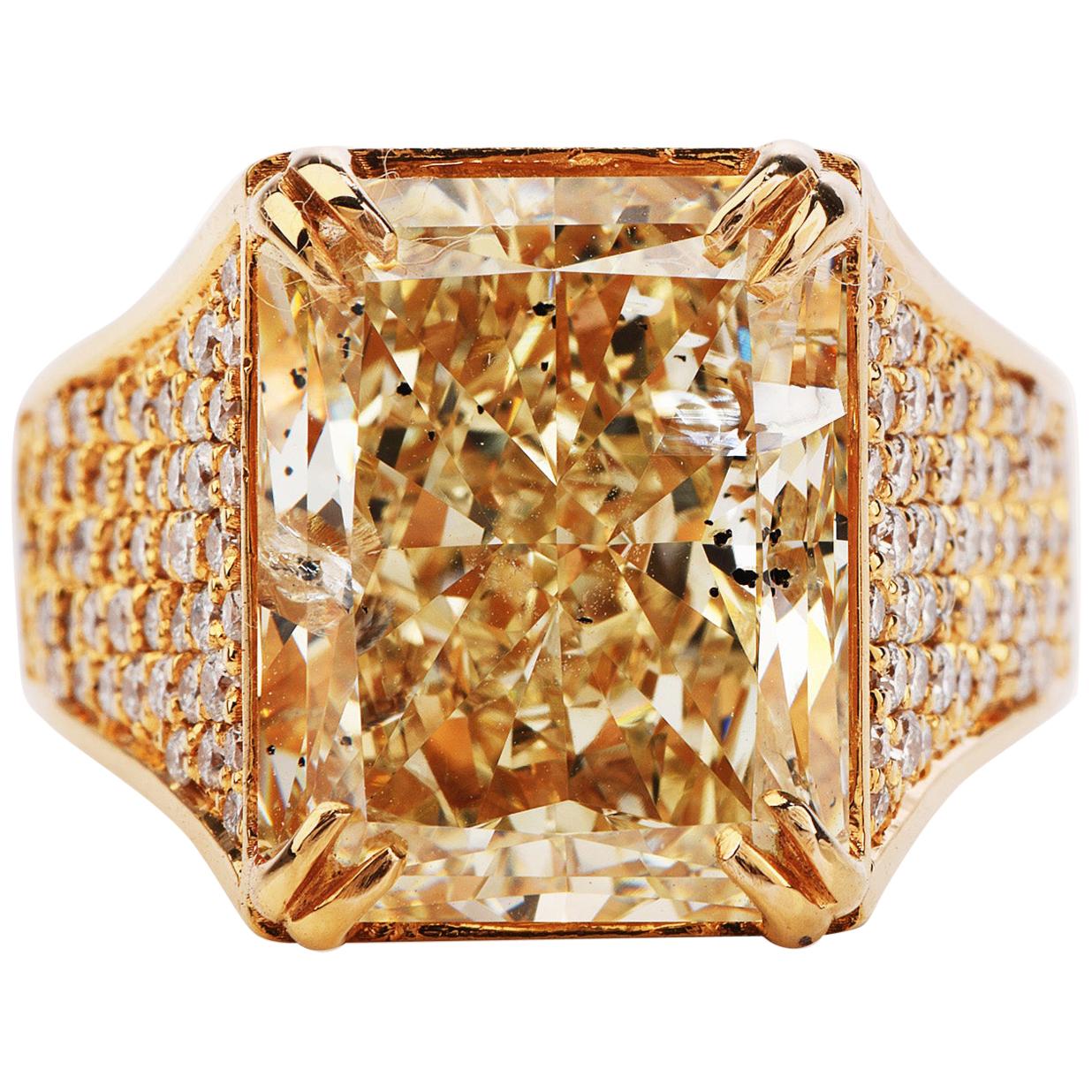 15.07 Carat Natural Fancy Yellow Radiant Diamond 18 Karat Gold Ring For ...