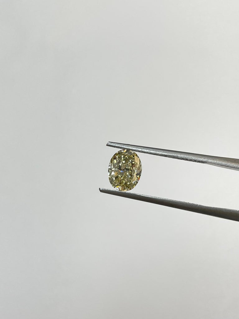 1.52 Carat Oval Briliant GIA Certified Fancy Brownish Yellow SI1 Clarity Diamond For Sale at 1stDibs