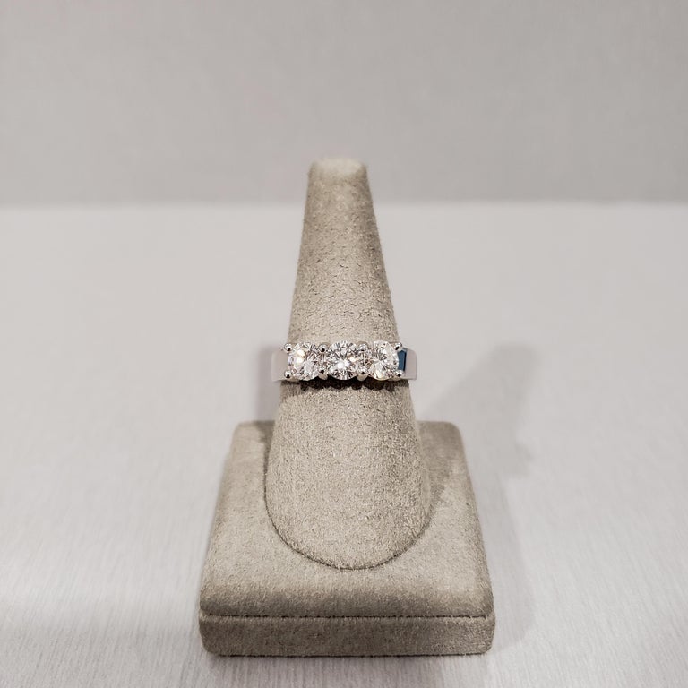 Roman Malakov 1 53 Carat Total Round Diamond Three Stone Wedding Band