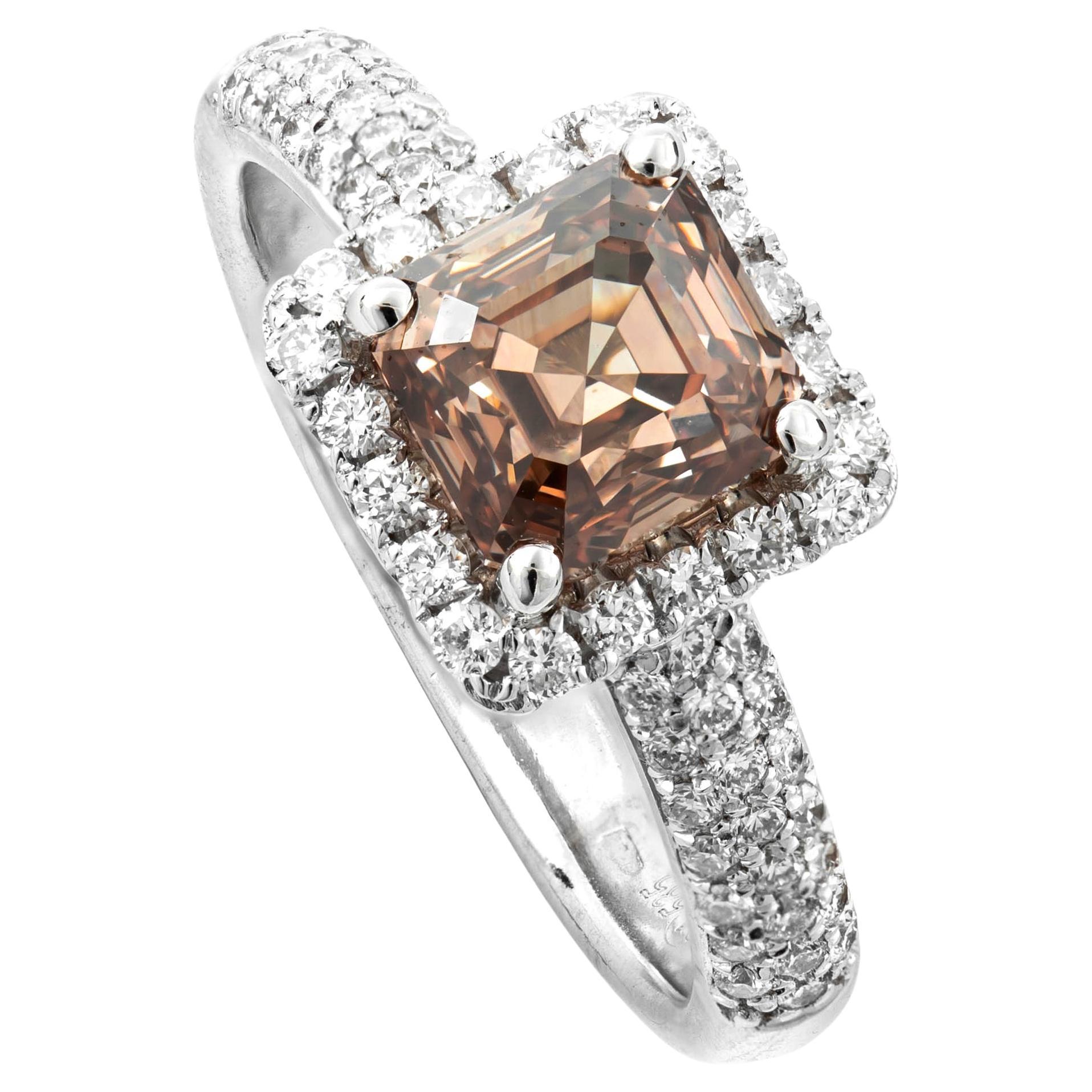 2.06 ct Natural Fancy Intense Yellowish Brown Diamond Ring For Sale at ...