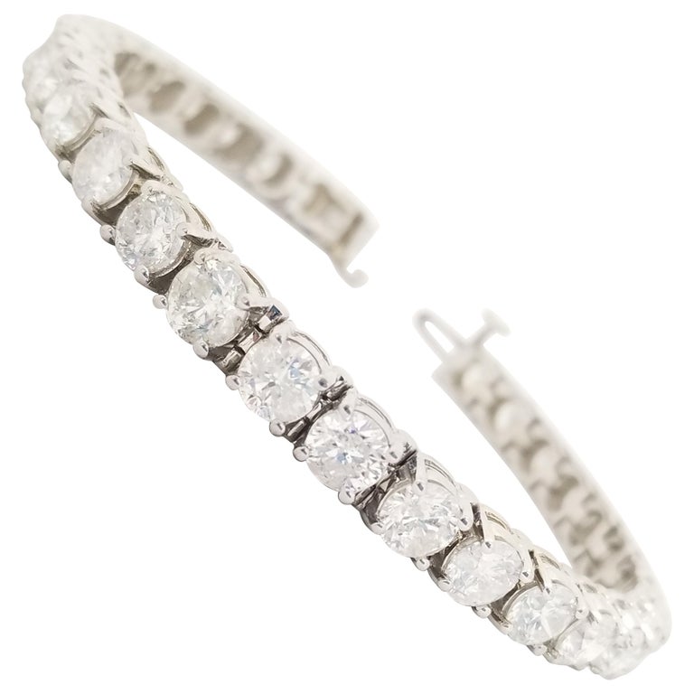 15.55 Carat Round Brilliant Natural Diamond Tennis Bracelet 14 Karat White Gold For Sale at 1stDibs