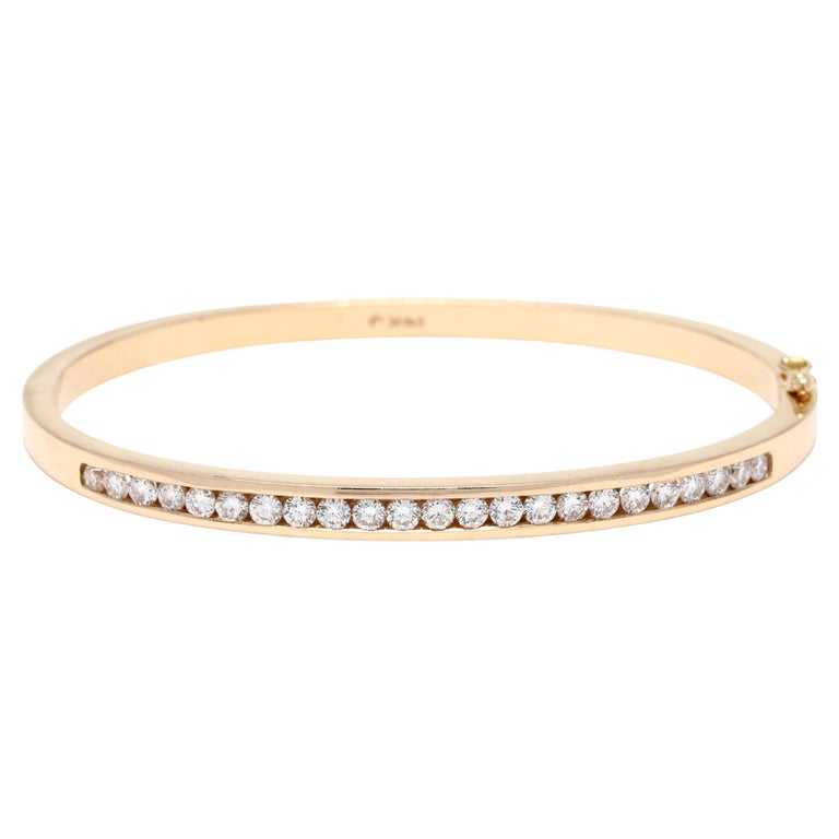 1.5ctw Diamond Hinged Bangle Bracelet, 14k Yellow Gold For Sale at 1stDibs