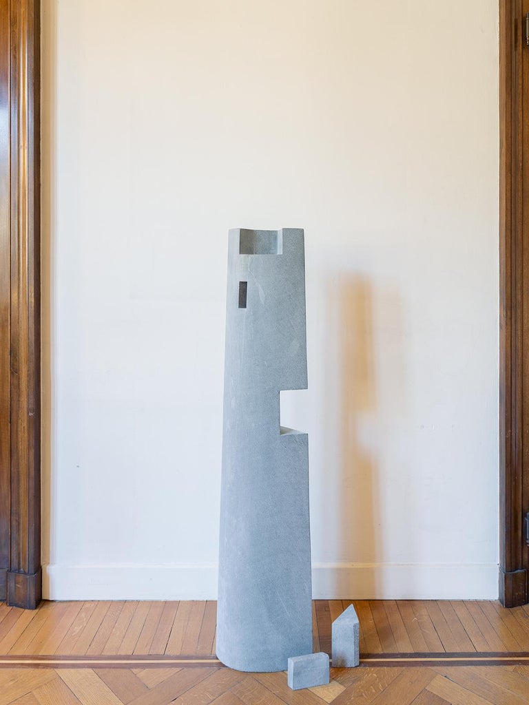 1617G Totem Sculpture by Scattered Disc Objects For Sale at 1stDibs