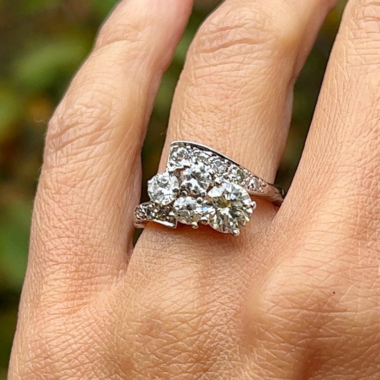 1.65 Carat Diamond Cluster Ring with 14K Gold Finger Mate Shank For ...