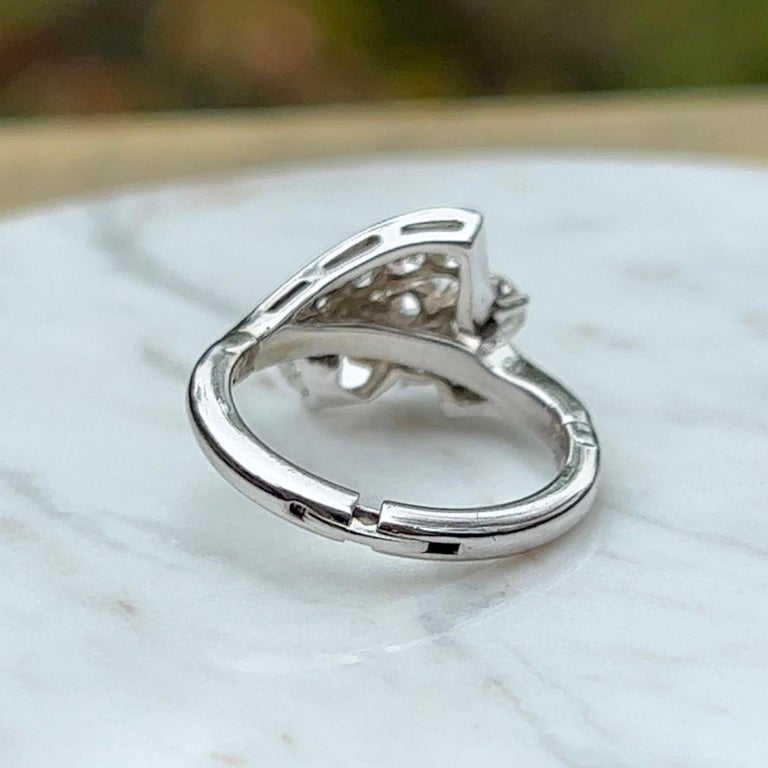 1.65 Carat Diamond Cluster Ring with 14K Gold Finger Mate Shank For ...