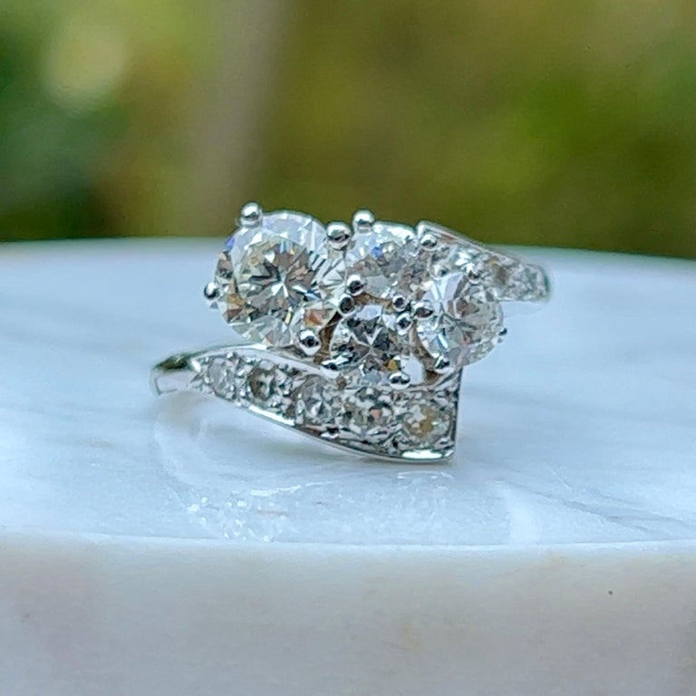 1.65 Carat Diamond Cluster Ring with 14K Gold Finger Mate Shank For ...