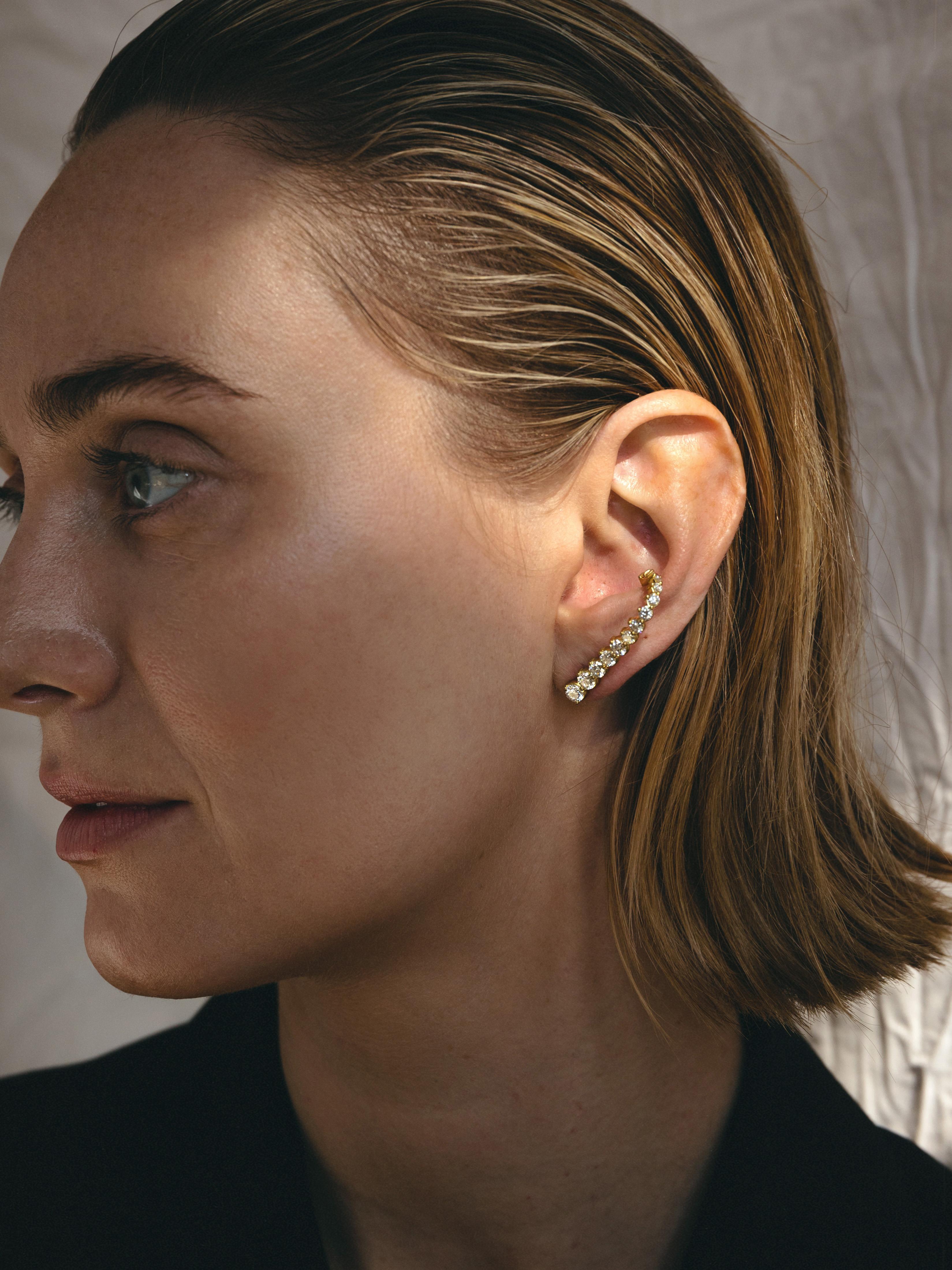 1.65 ct Stand Alone Ear Cuff For Sale at 1stDibs