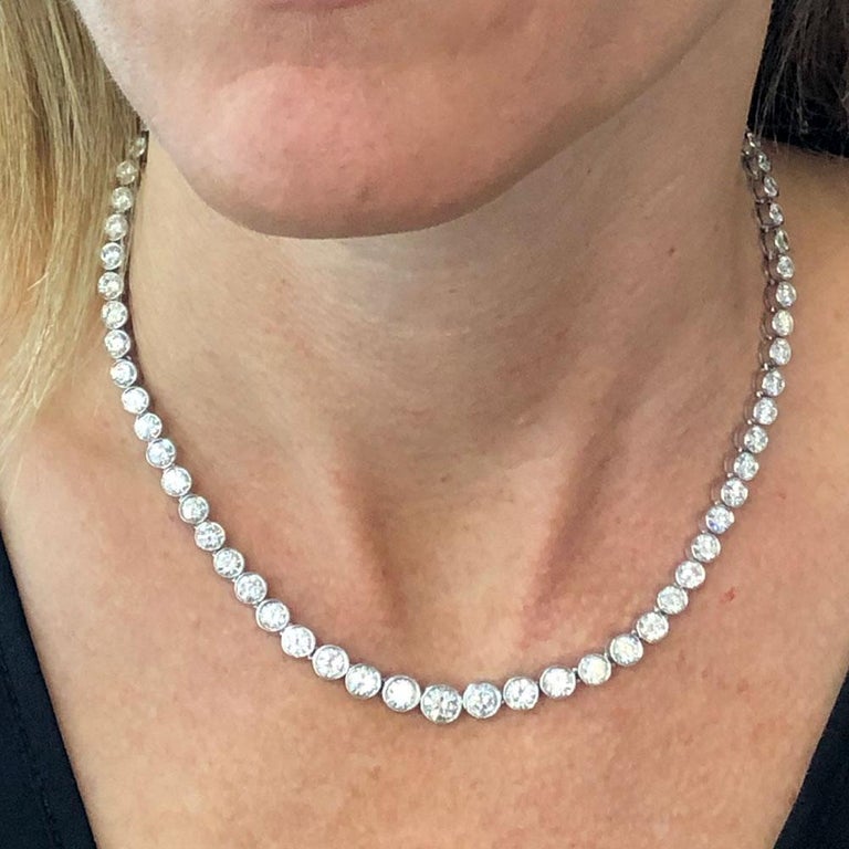 16.50 Carat Diamond Platinum Graduated Riviera Necklace For Sale at 1stdibs