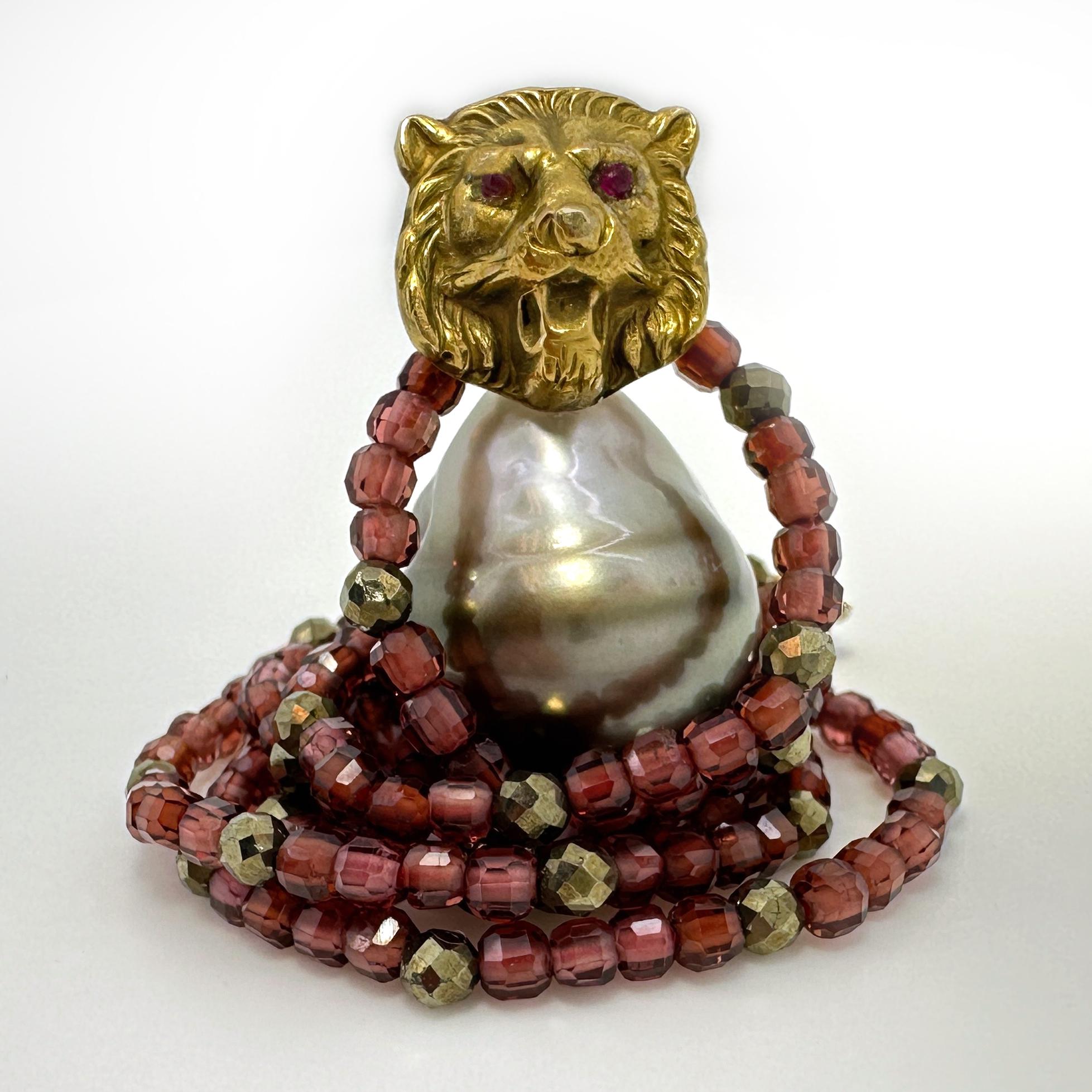 16mm Tahitian Pearl "Roar" Pendant with Vintage Gold Lion Bale on ...