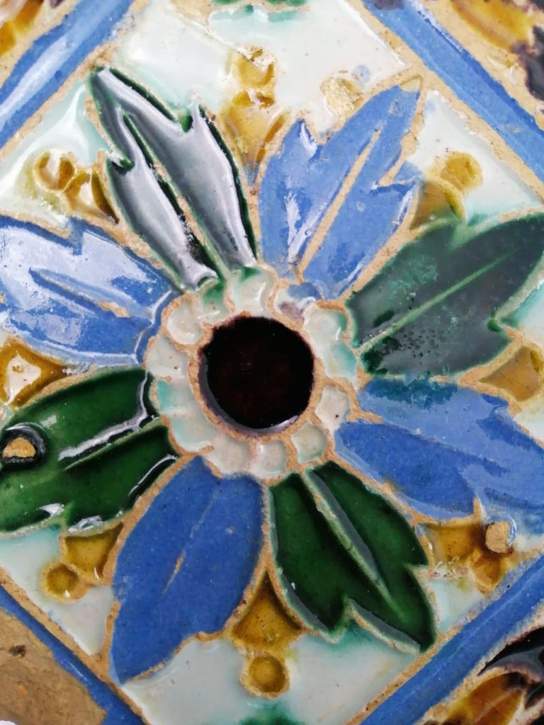 16th Century Hispano-Moresque Tile For Sale at 1stDibs