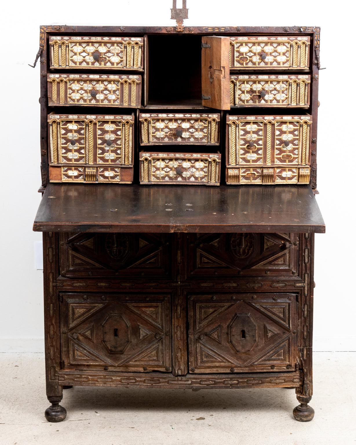 17th Century Spanish Vargueno Baroque Desk For Sale at 1stDibs