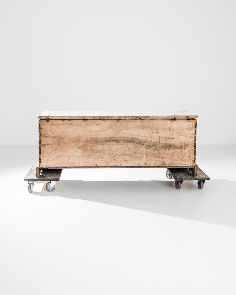 1700s Southern European Oak Trunk at 1stDibs | oak trunk for sale