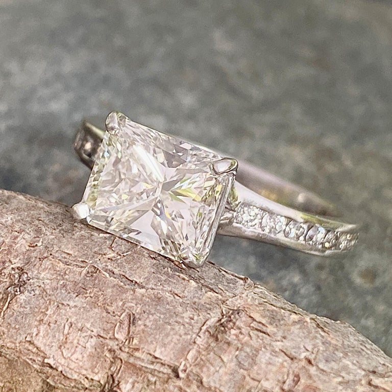 1.71 Carat GIA-Certified Radiant Diamond Engagement Ring in Platinum ...
