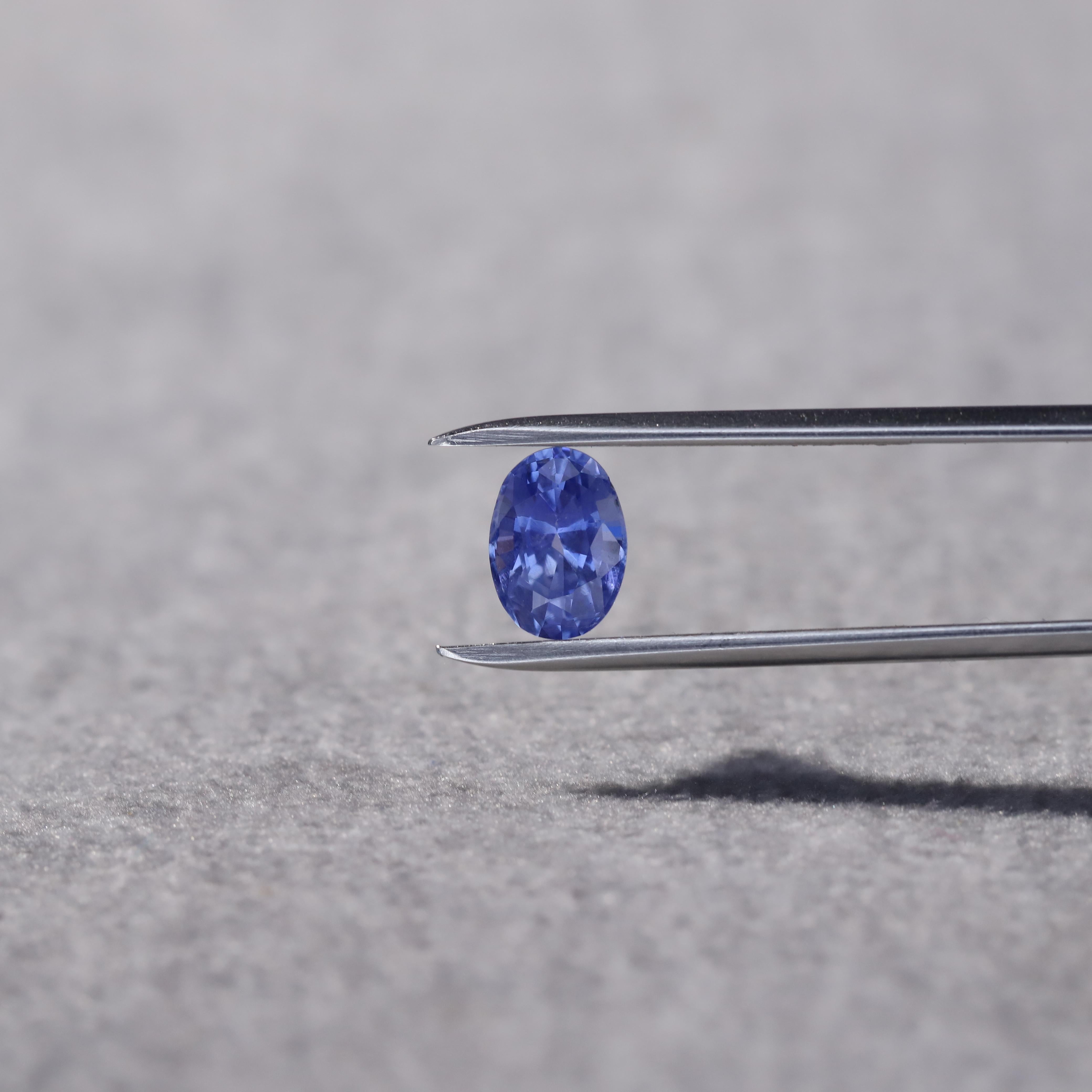 1.75 Carat Natural Unheated Cornflower Blue Sapphire Loose Gemstone from Ceylon For Sale at 1stDibs
