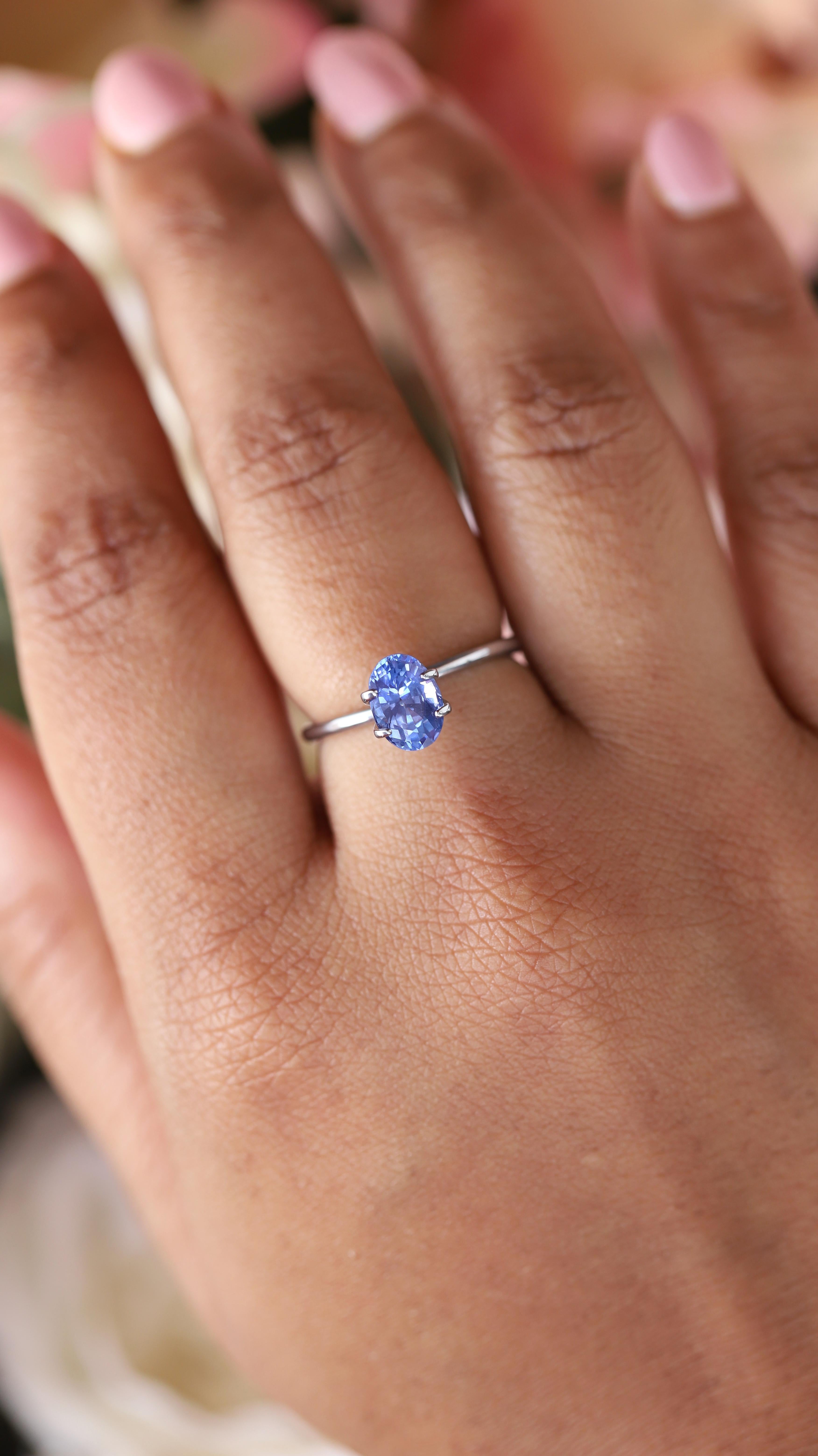 1.75 Carat Natural Unheated Cornflower Blue Sapphire Loose Gemstone from Ceylon For Sale at 1stDibs