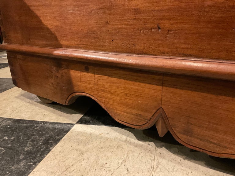 1780s Large European Wood Trunk For Sale at 1stDibs