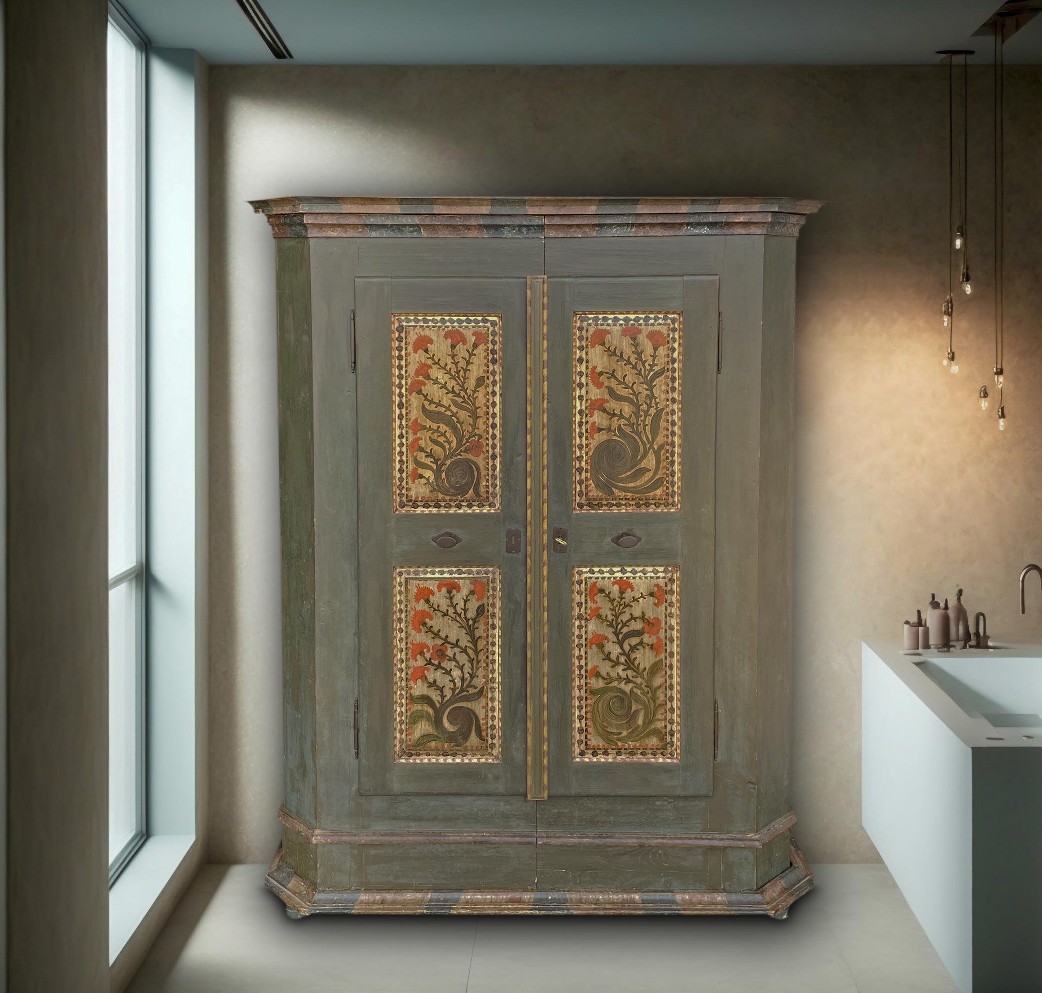 1790 Green Floral Painted Wardrobe For Sale at 1stDibs