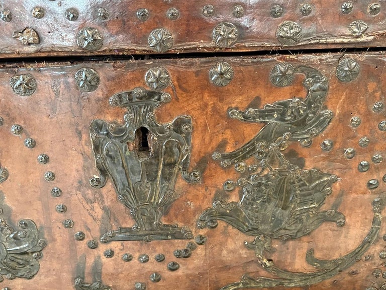 17thc Spanish Leather Trunk For Sale at 1stDibs
