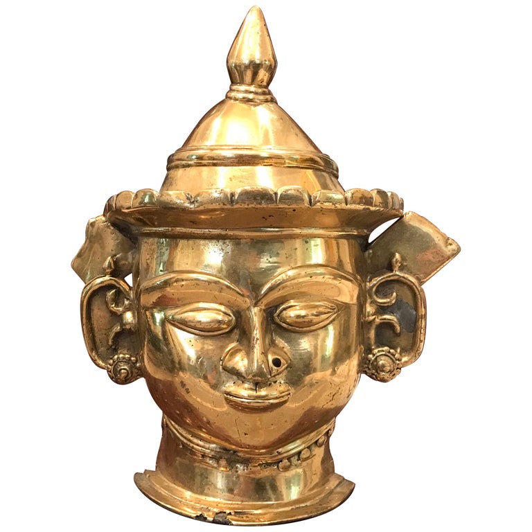 17th-18th Century Indian Mukhalingam Gilt Bronze Mask For Sale at 1stDibs