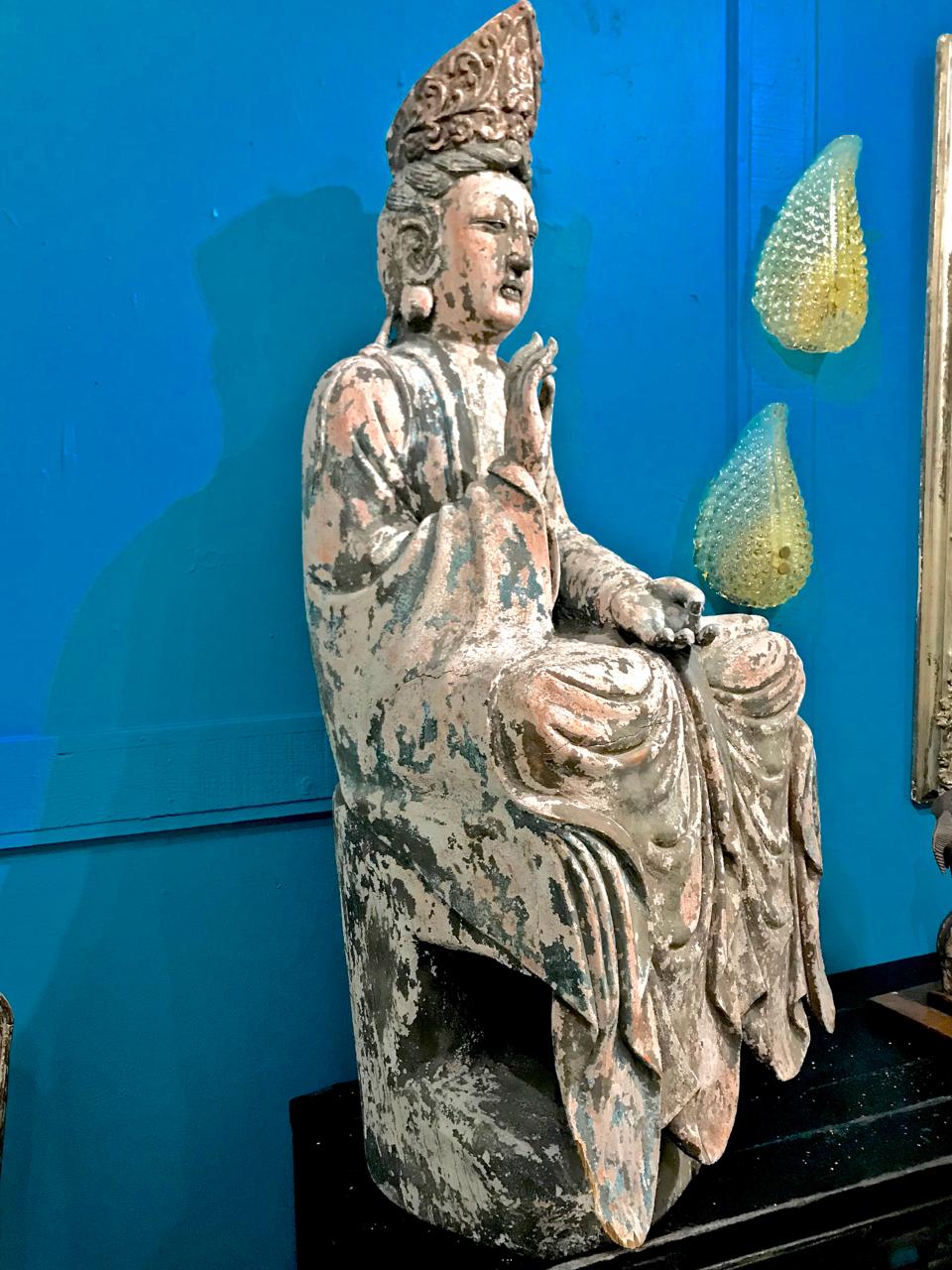 17th-18th Century Japanese Large Carved Wood Quan Yin at 1stDibs