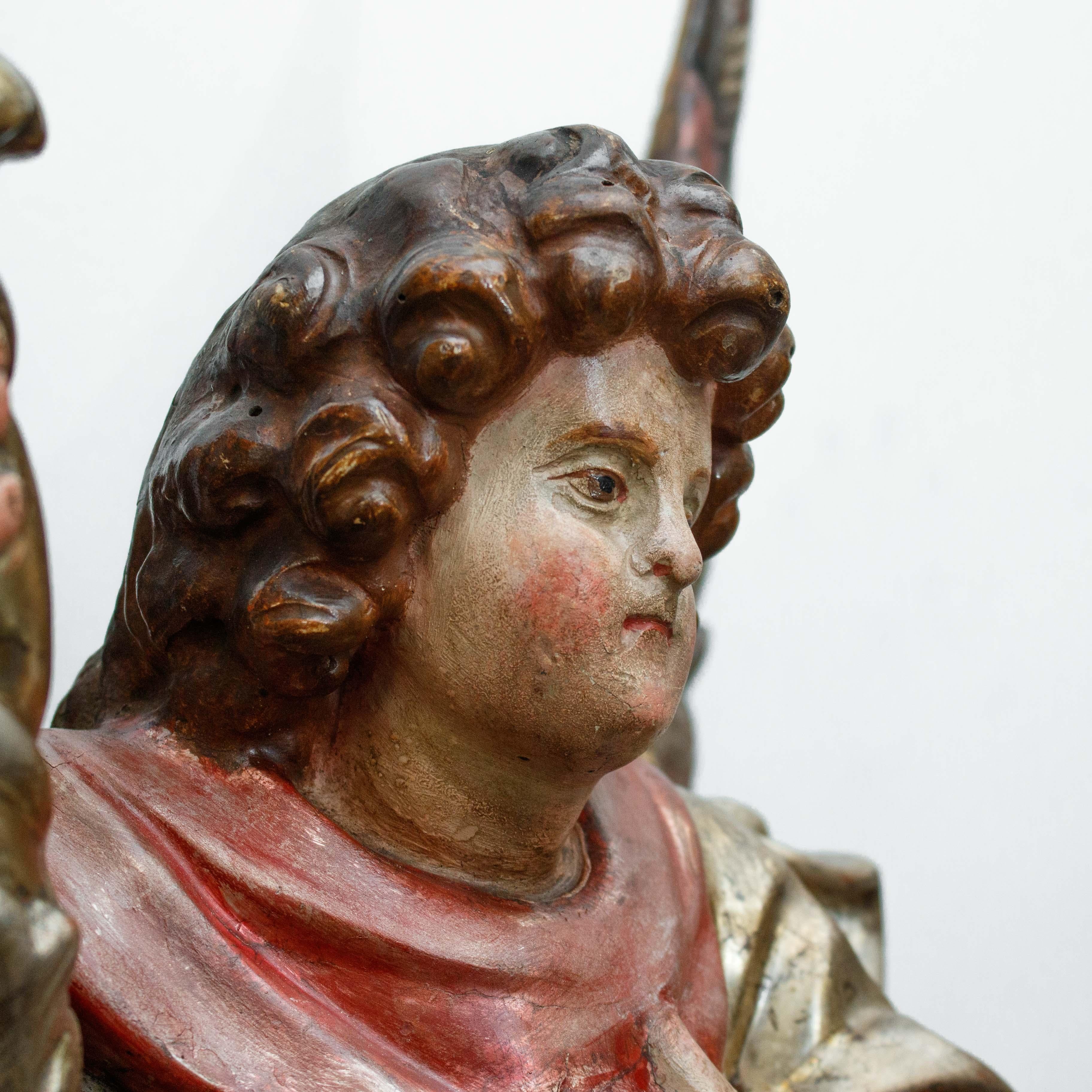 17th Century Candle-Holding Angels in Mecca Gilded Wood For Sale at 1stDibs
