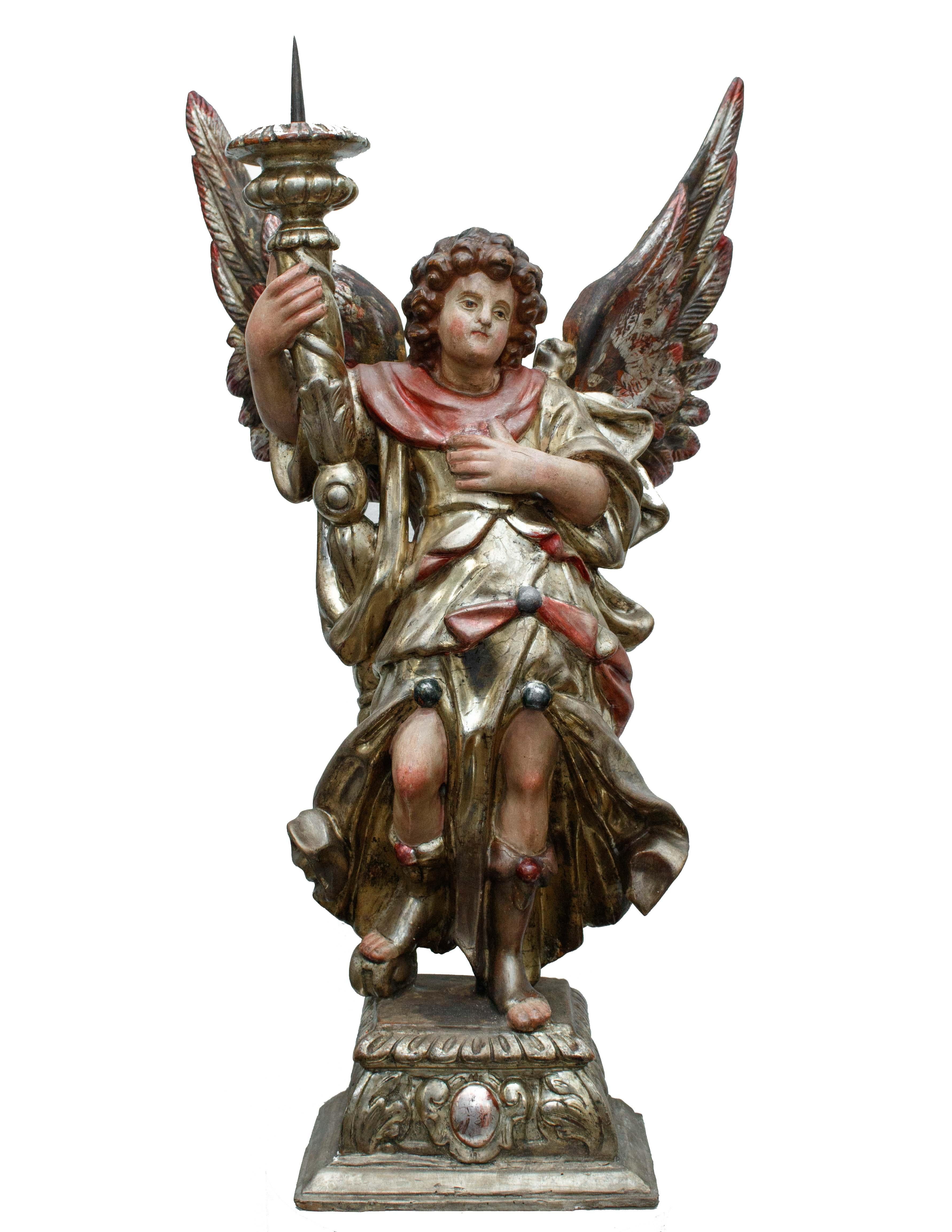 17th Century Candle-Holding Angels in Mecca Gilded Wood For Sale at 1stDibs