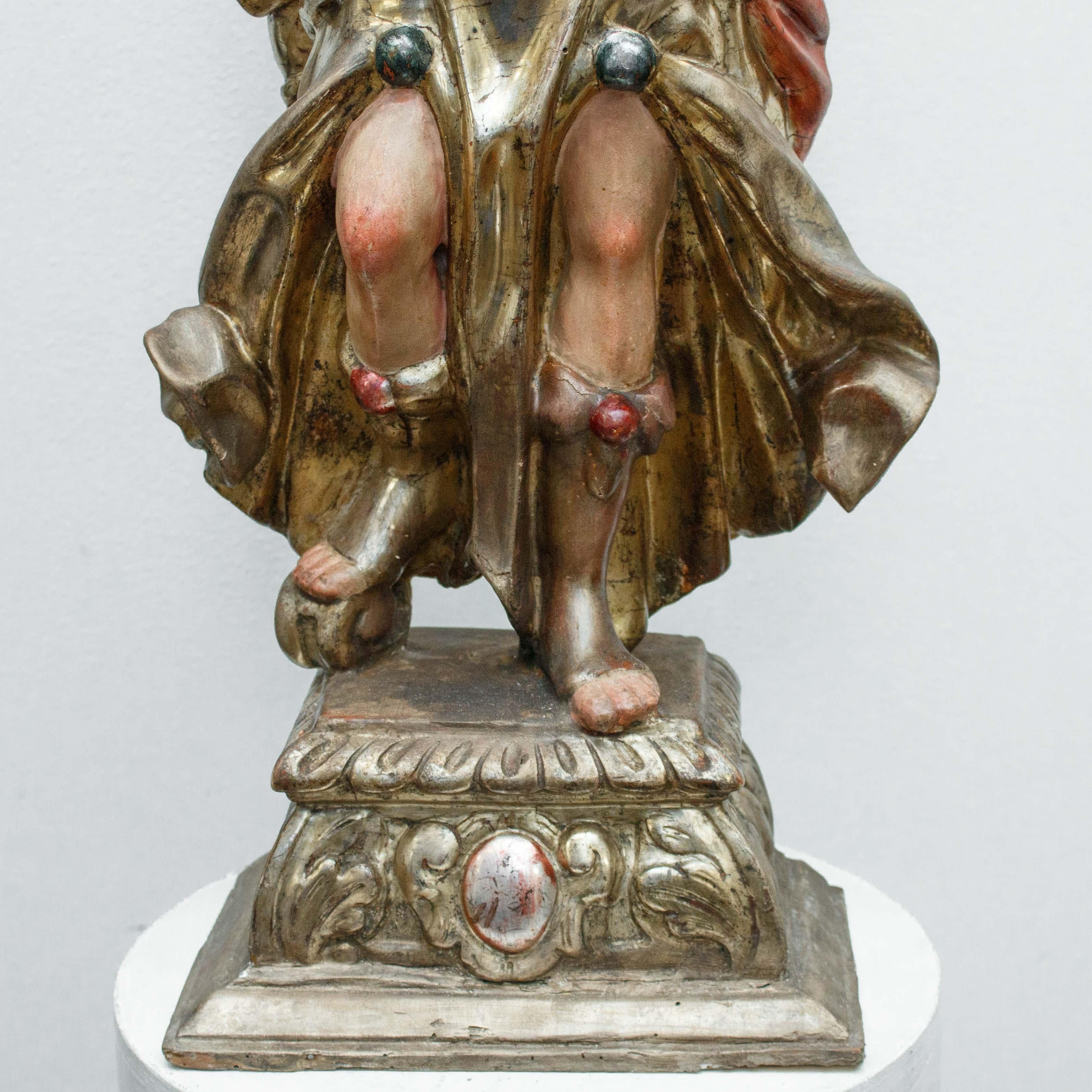 17th Century Candle-Holding Angels in Mecca Gilded Wood For Sale at 1stDibs