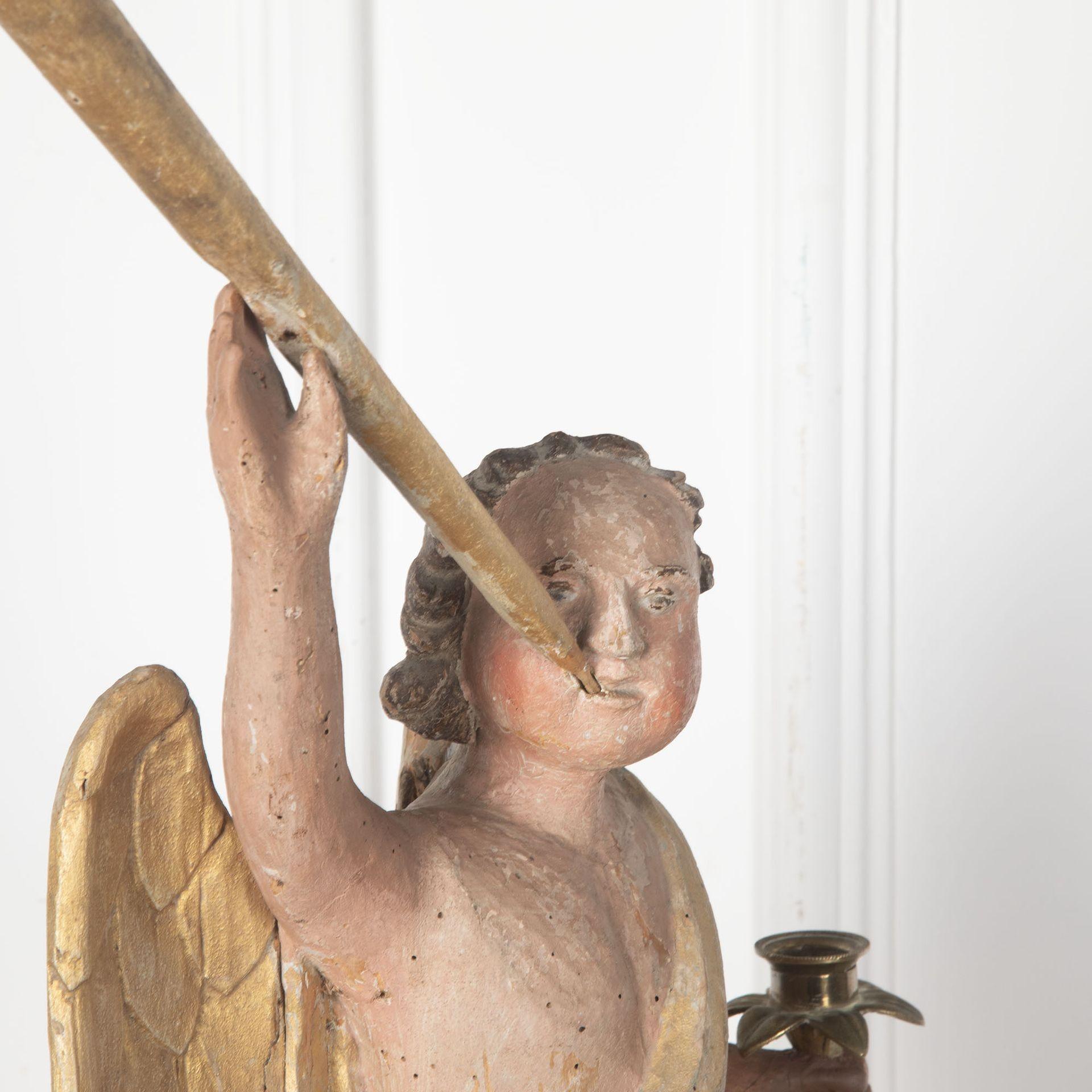 17th Century Carved Giltwood Heralding Angel For Sale at 1stDibs