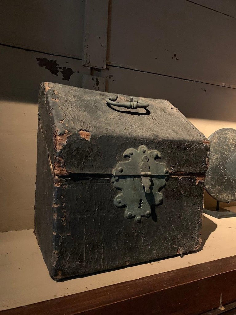 17th Century Cutlery Box For Sale at 1stDibs