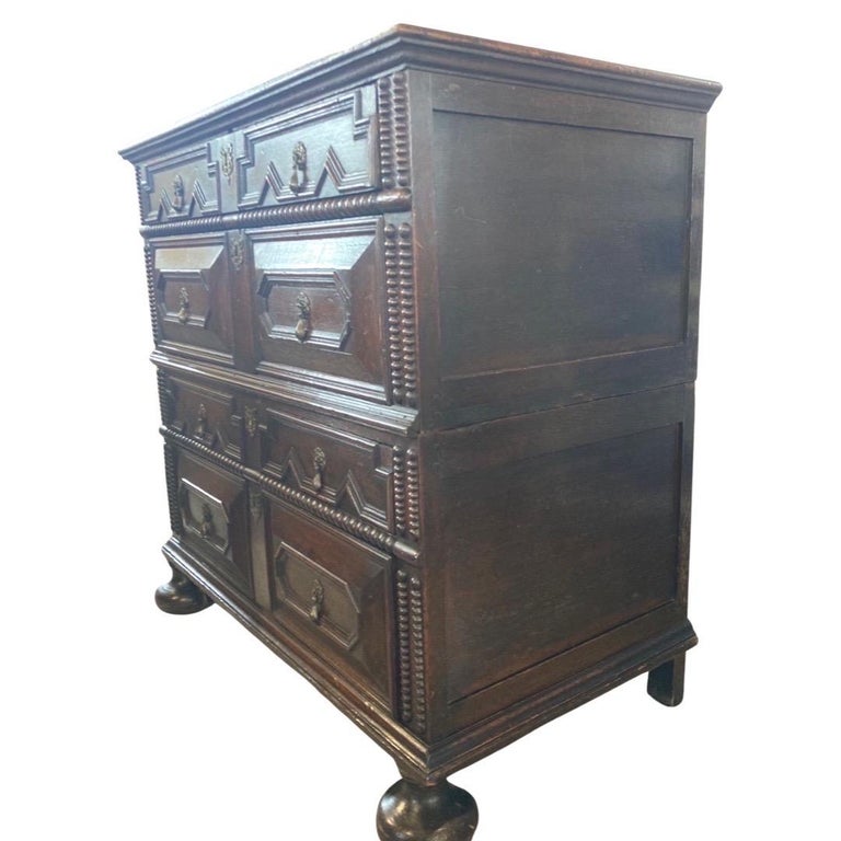 17th Century English Jacobean Chest of Drawers in Oak For Sale at 1stDibs