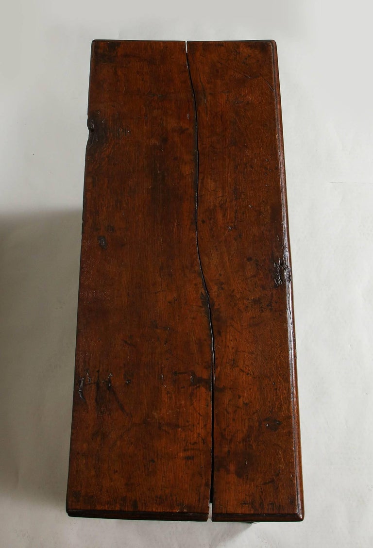 17th Century English Oak Coffer at 1stDibs