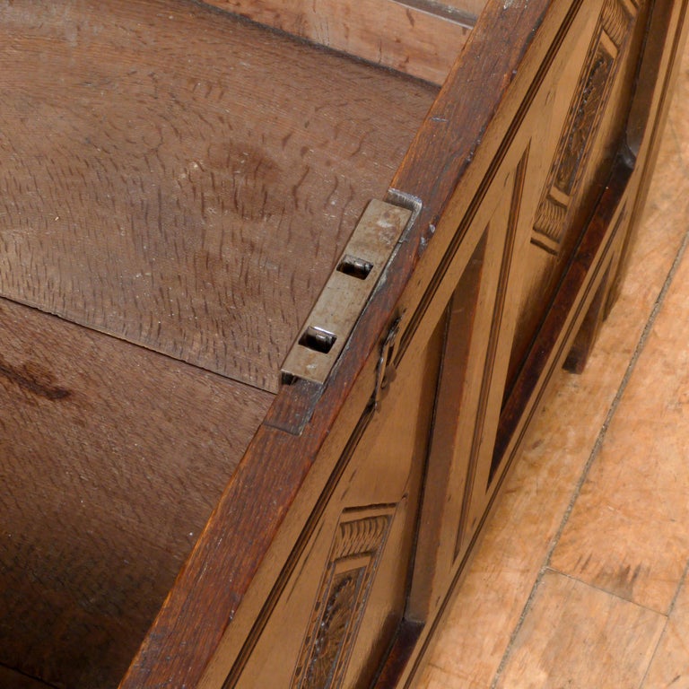 17th Century English Oak Kist For Sale at 1stDibs | kist for sale