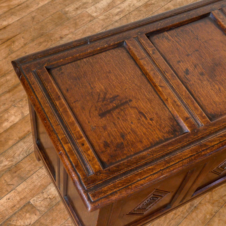 17th Century English Oak Kist For Sale at 1stDibs | kist for sale