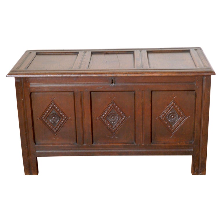 17th Century English Oak Kist For Sale at 1stDibs | kist for sale