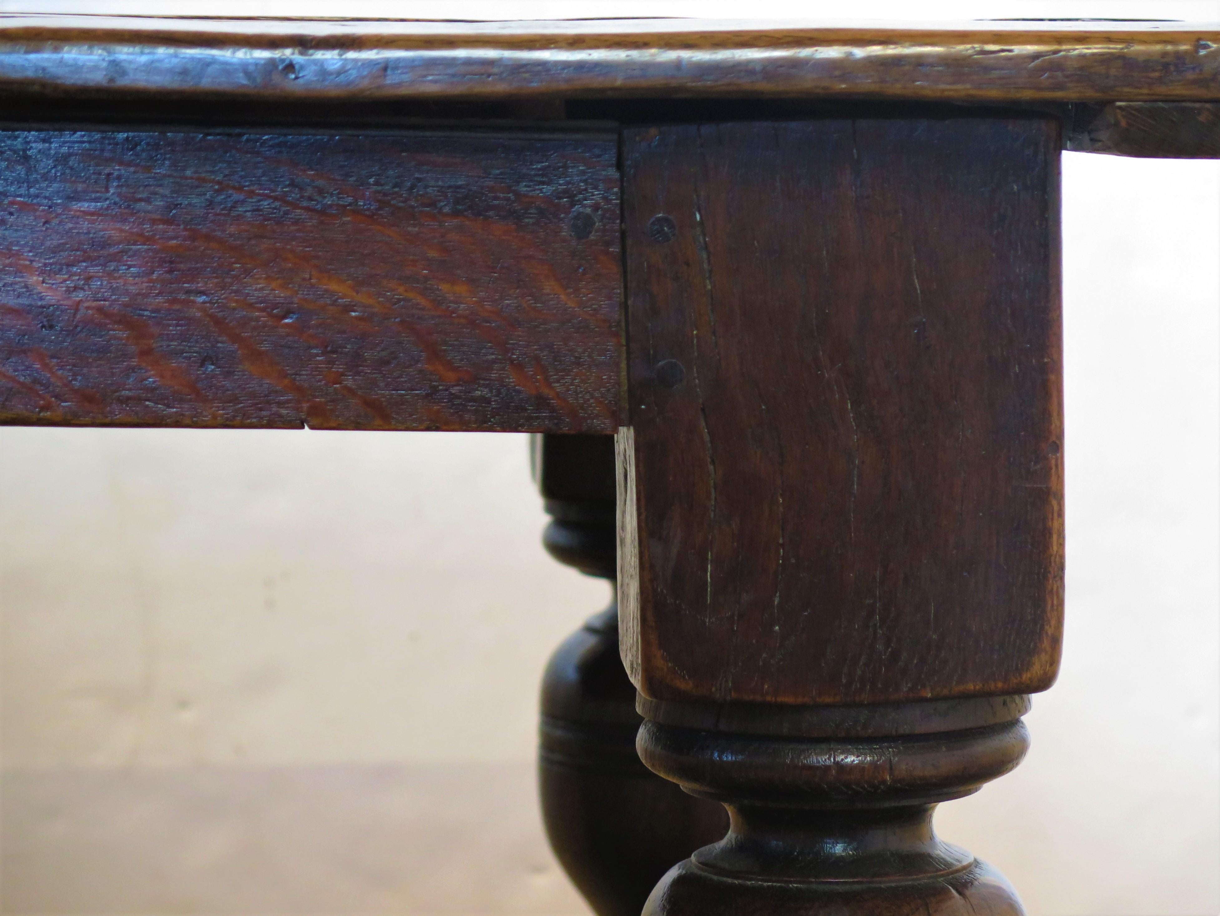17th Century English Oak Refectory / Long Table For Sale at 1stDibs