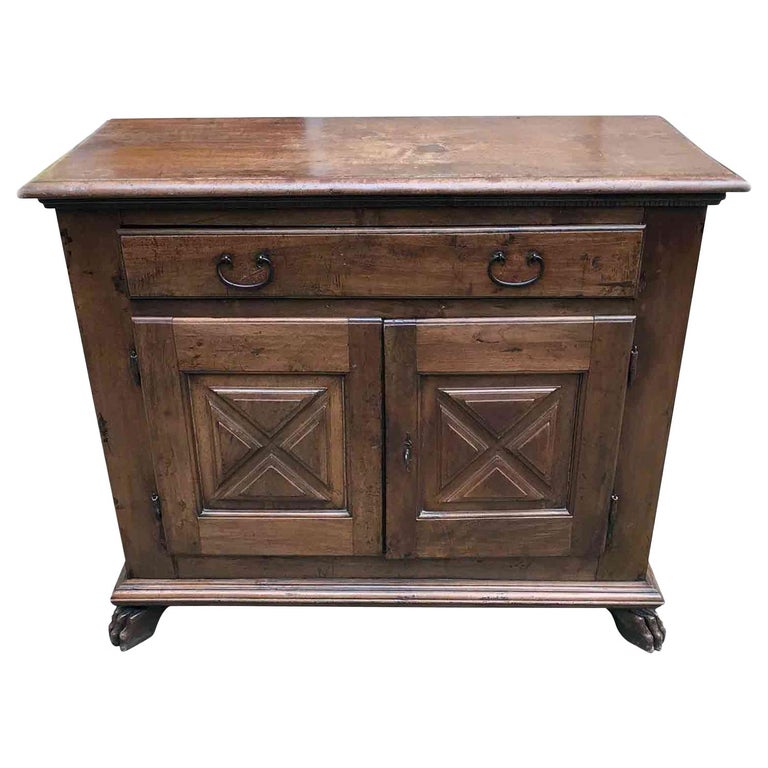 17th Century Italian Baroque Sideboard Two Doors with Diamond Carved ...