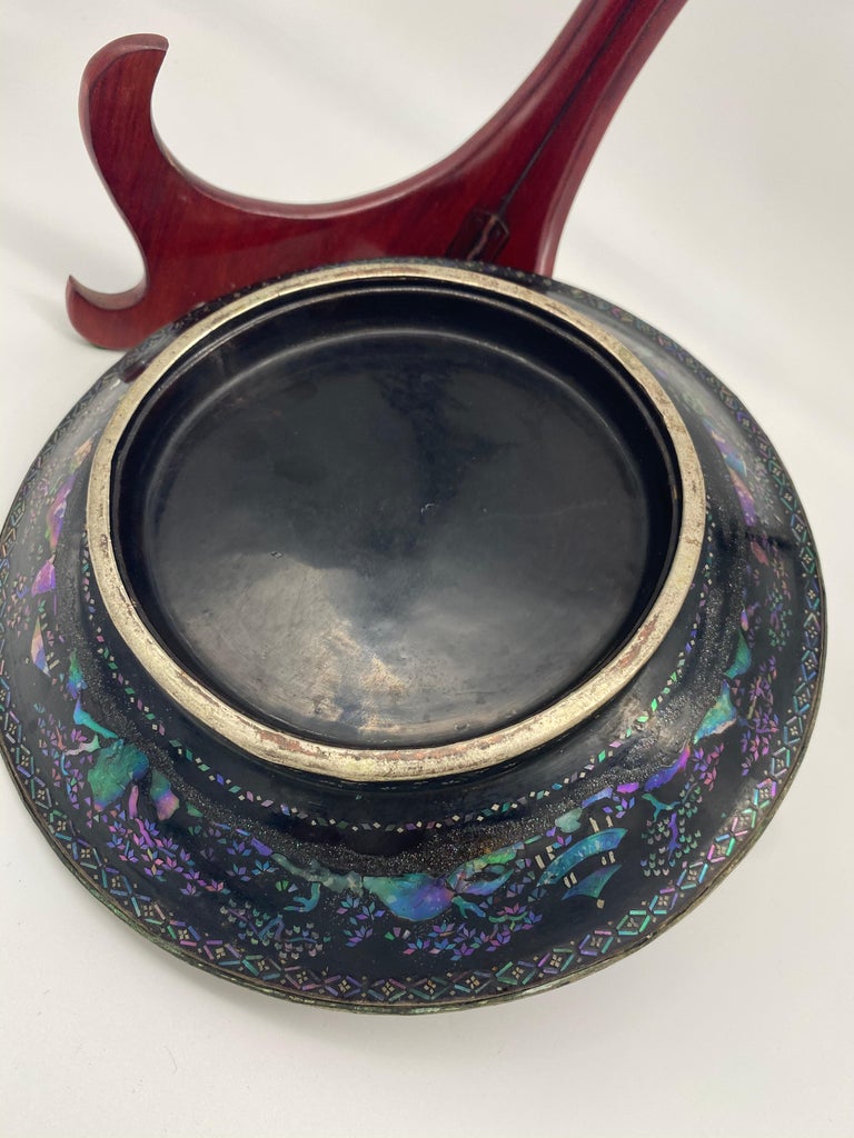 17th Century Pair of Chinese Silver Lacquer Plates with Mother of Pearl ...