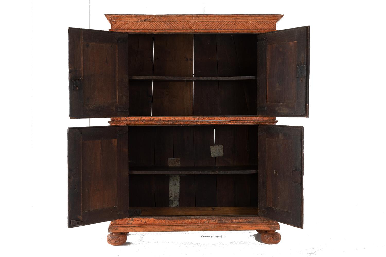 17th Century Portuguese Cabinet For Sale at 1stDibs