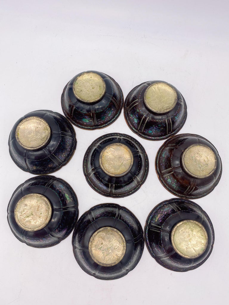 18th Century Set of 8 Chinese Silver Lacquer Bowls with Mother of Pearl ...
