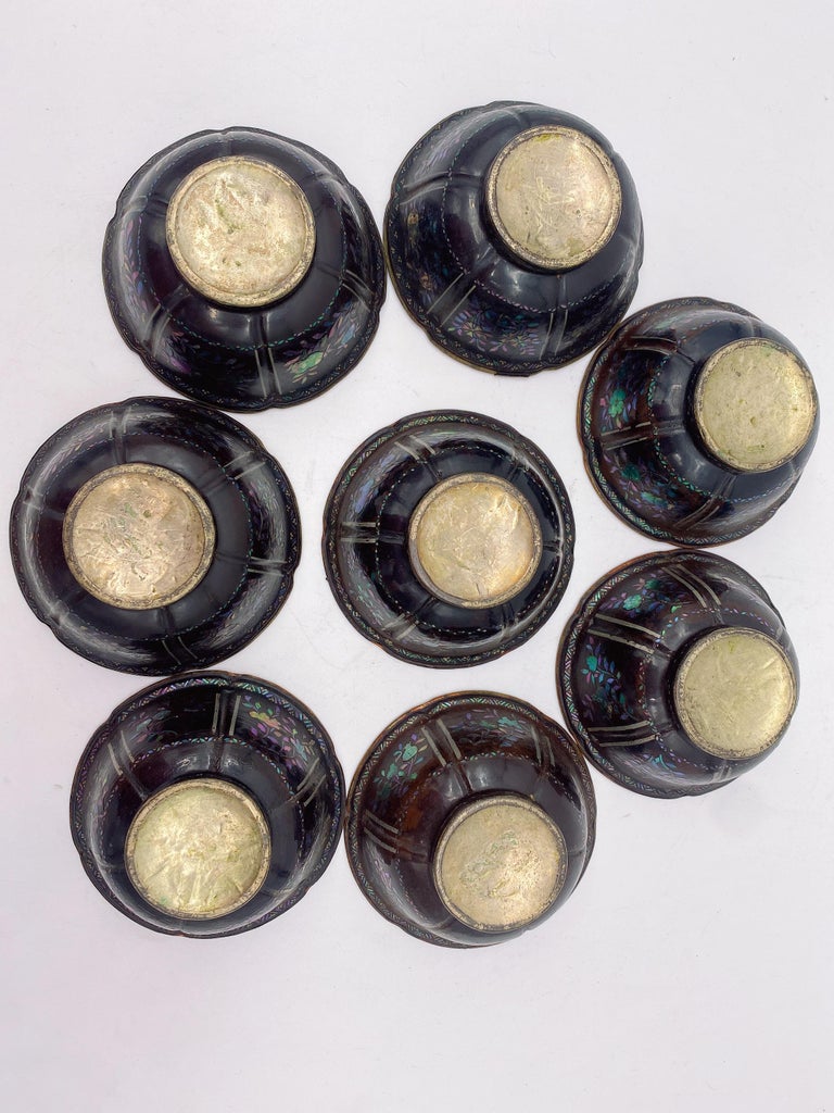 18th Century Set of 8 Chinese Silver Lacquer Bowls with Mother of Pearl ...