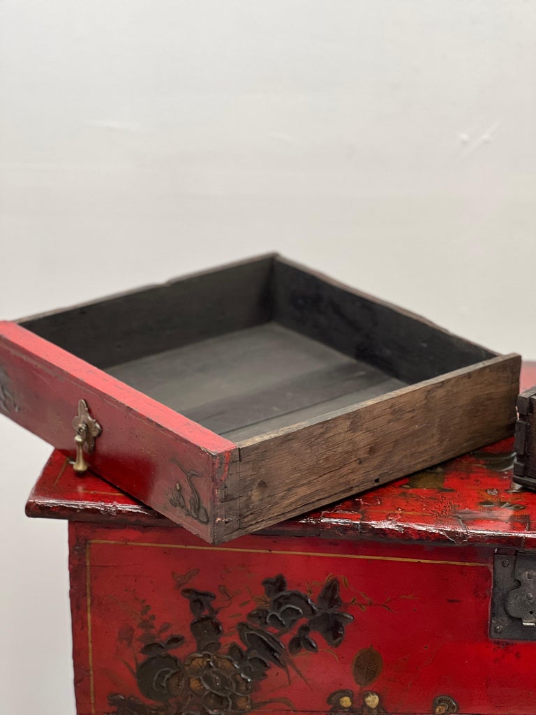 17th Century, William and Mary Chinoiserie Trunk on Stand For Sale at ...
