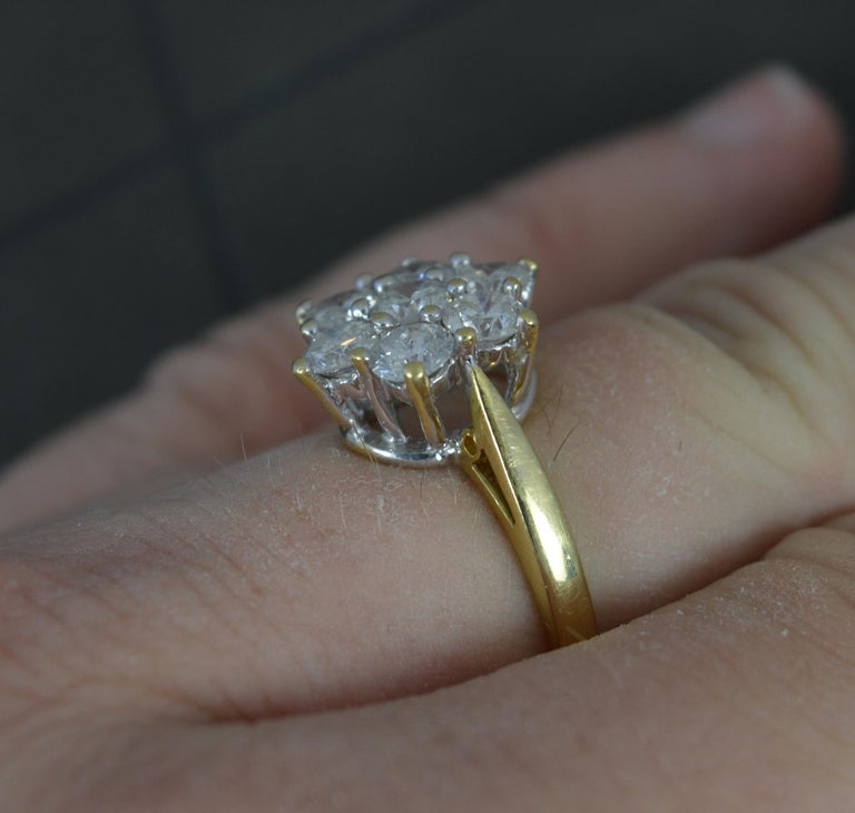 18 Carat Gold and 2.00ct Diamond Daisy Cluster Ring For Sale at 1stDibs