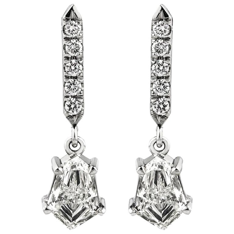 Estate Kite Shaped Aquamarine Drop Earrings at 1stDibs