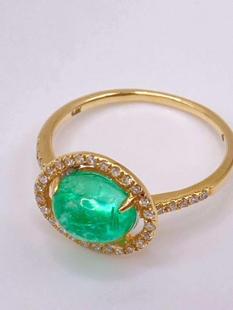 1.8 Carat Paraiba Tourmaline Cabochon and Diamonds Ring For Sale at 1stDibs