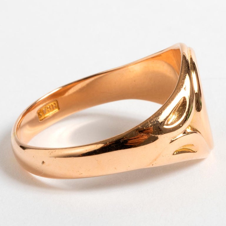 18 carat Rose Gold Signet Ring, Hallmarked 'Chester' For Sale at 1stDibs