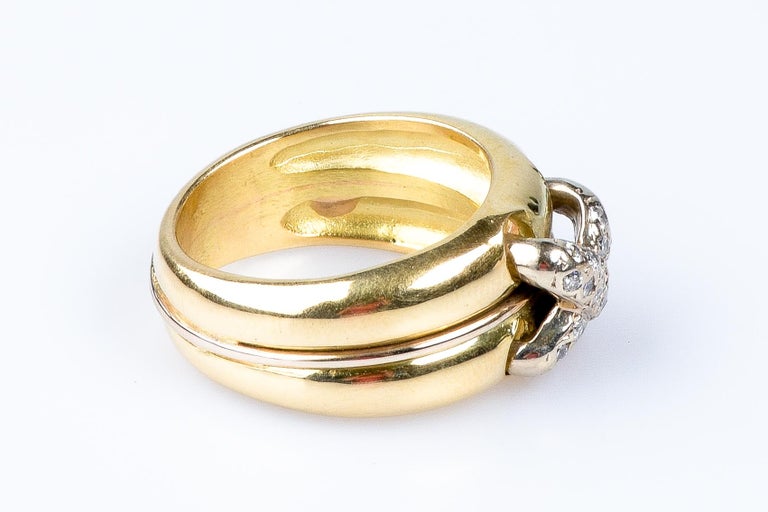 18 carat yellow gold cross diamonds ring For Sale at 1stDibs