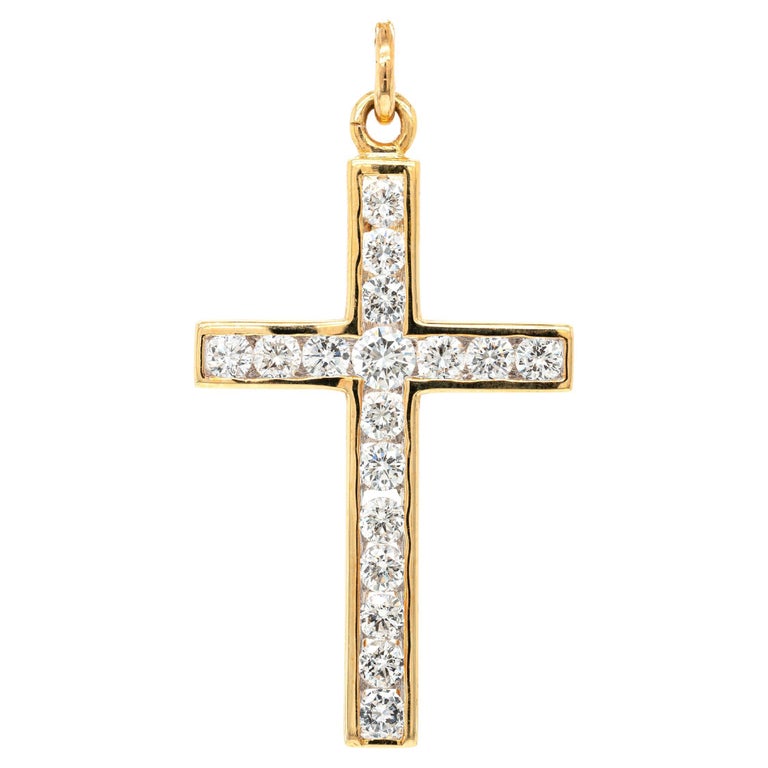 18 Carat Yellow Gold Diamond Cross Pendant For Sale at 1stDibs