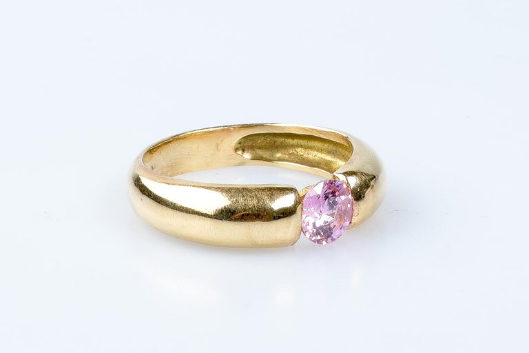18 carat yellow gold zirconium oxide ring For Sale at 1stDibs