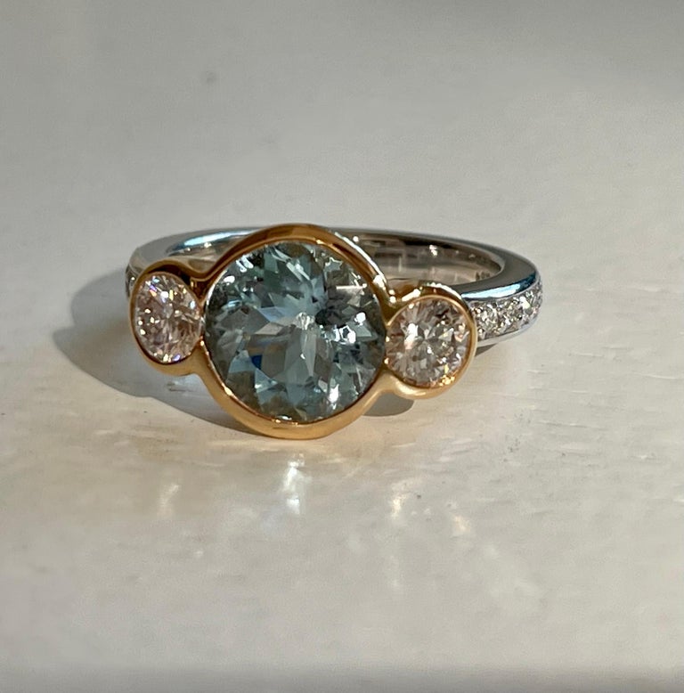 18 K White and Rose Gold Three Stone Ring Aquamarine Diamonds Gübelin ...
